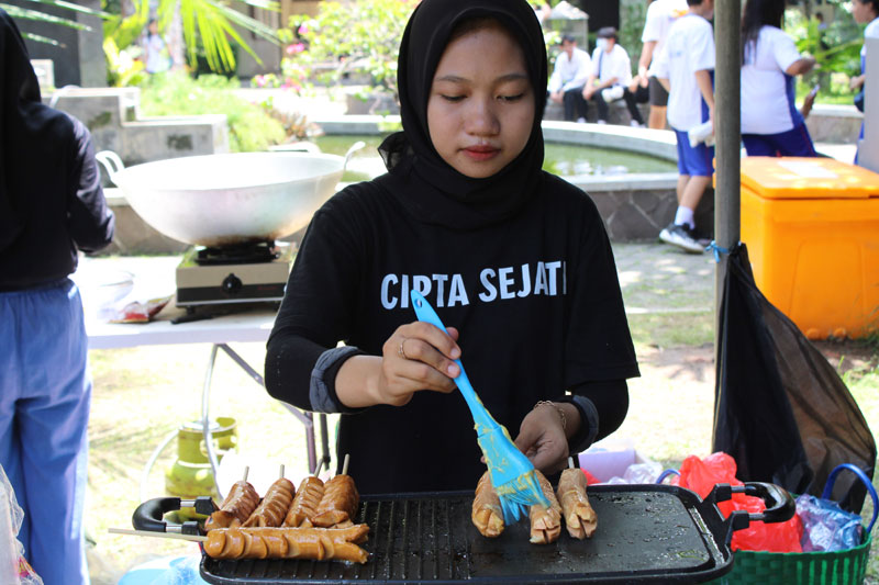 Cek Kesehatan Anabul - SMAK Santo Paulus Jember