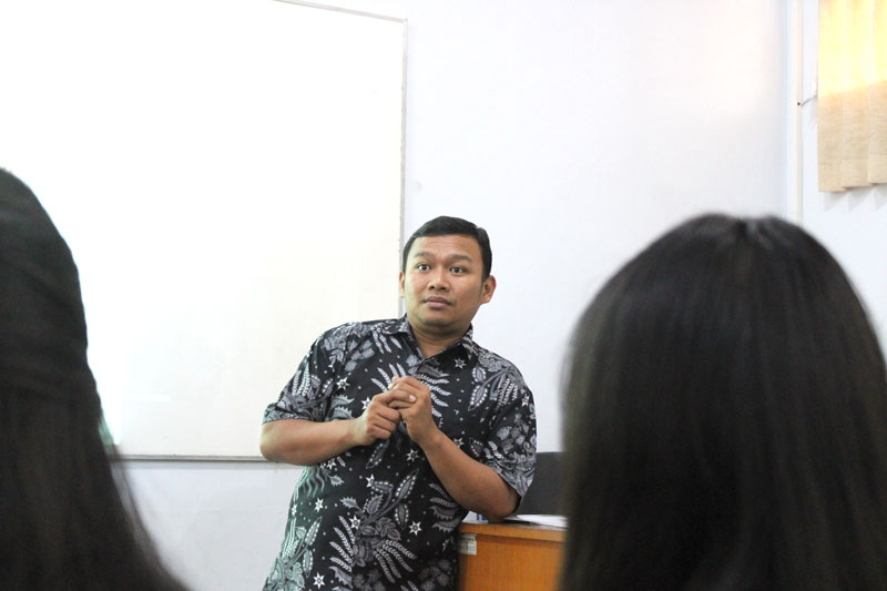New Language Alert?! - SMAK Santo Paulus Jember